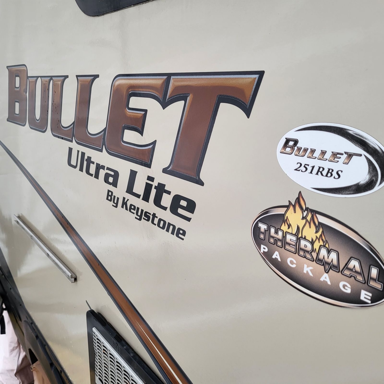 2016 Keystone Bullet Ultra Lite 251RBS - National Vehicle
