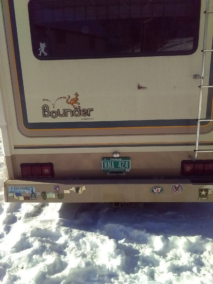 1995 Fleetwood Bounder 32H - National Vehicle