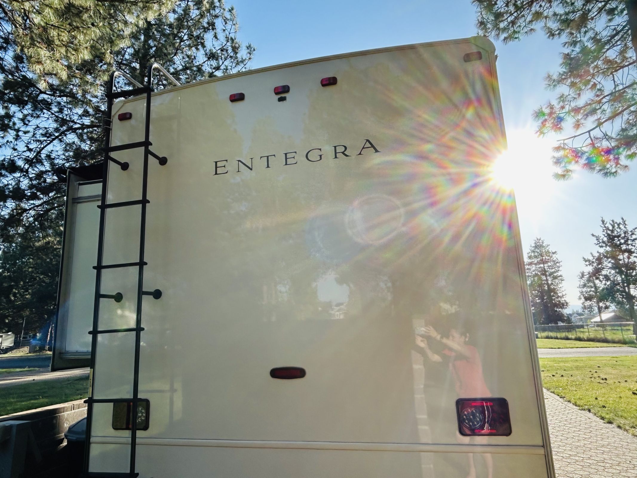 2022 Entegra Coach Vision 27A - National Vehicle