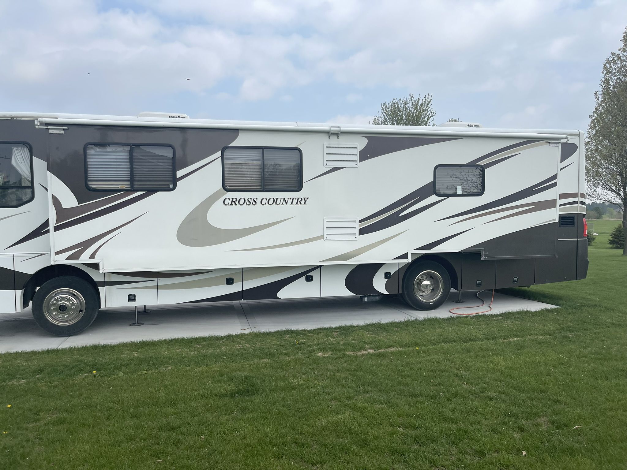 2008 Coachmen Cross Country 383FWS - National Vehicle