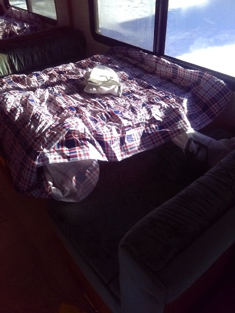 1995 Fleetwood Bounder 32H - National Vehicle