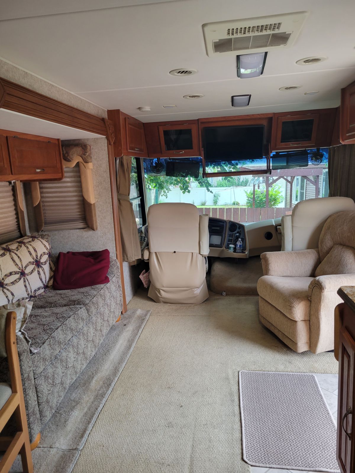 2007 Coachmen Aurora 3650TS - National Vehicle