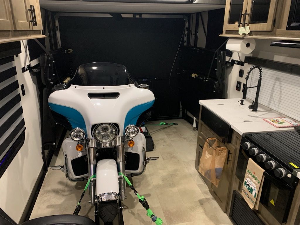 2021 Forest River Vengeance Rogue 25V - National Vehicle