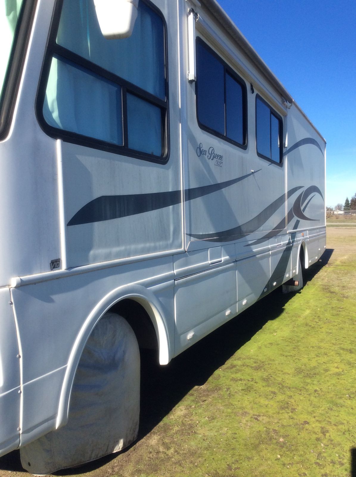 2003 National RV Sea Breeze 1341 - National Vehicle