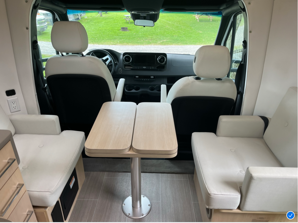 2020 Leisure Travel Van Unity U24TB - National Vehicle